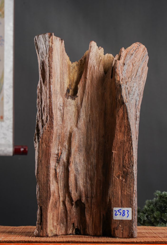 Tượng Đạt Ma ngồi thiền gỗ trắc SP2583